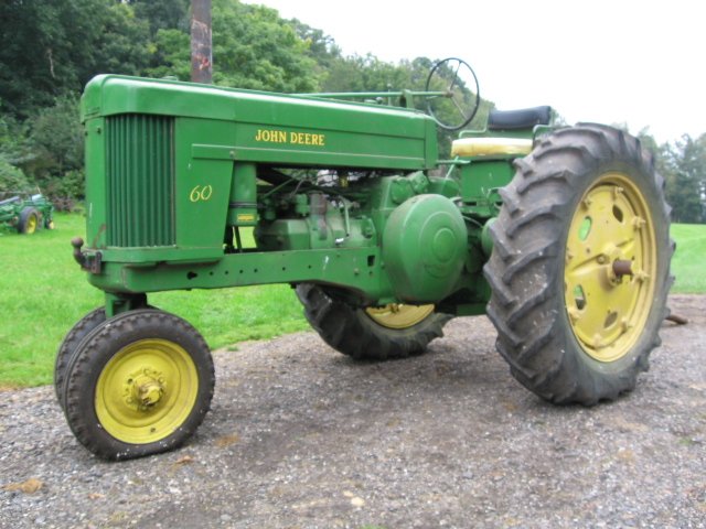 John Deere 60
